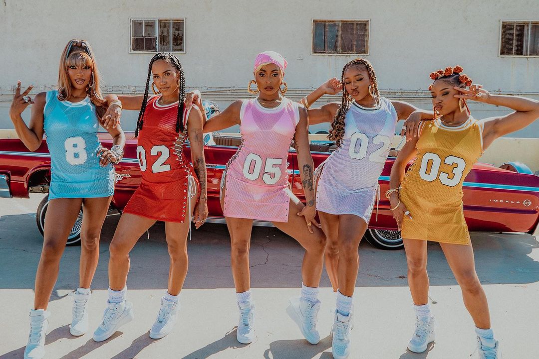 y2k Archives - Girls United