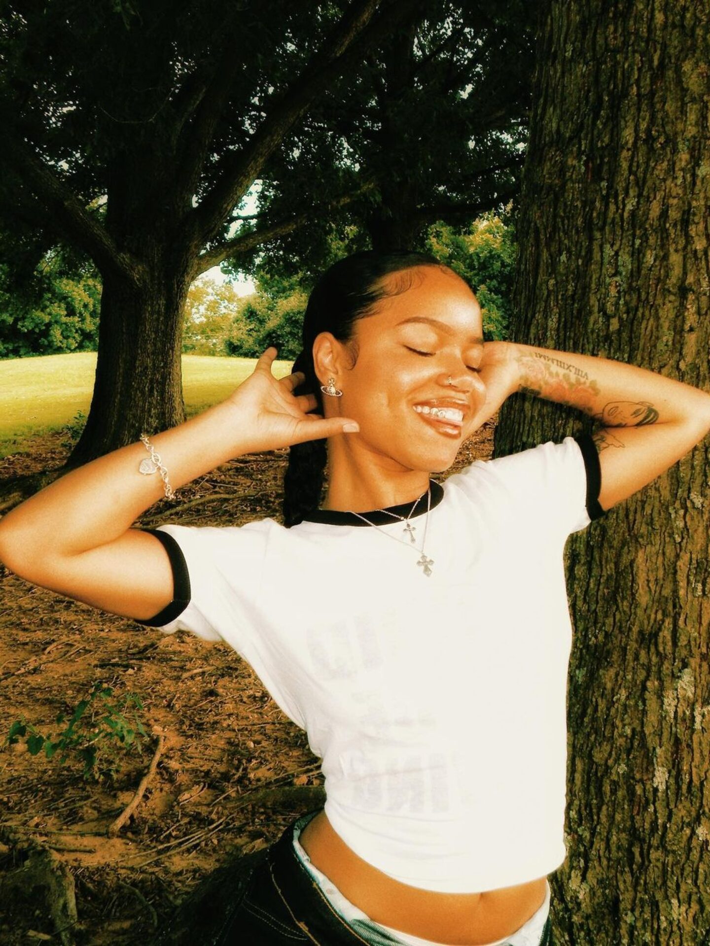 Emerging Singer Aáyanna Revamped R&B To An Uncut Gen Z Sound - Girls United